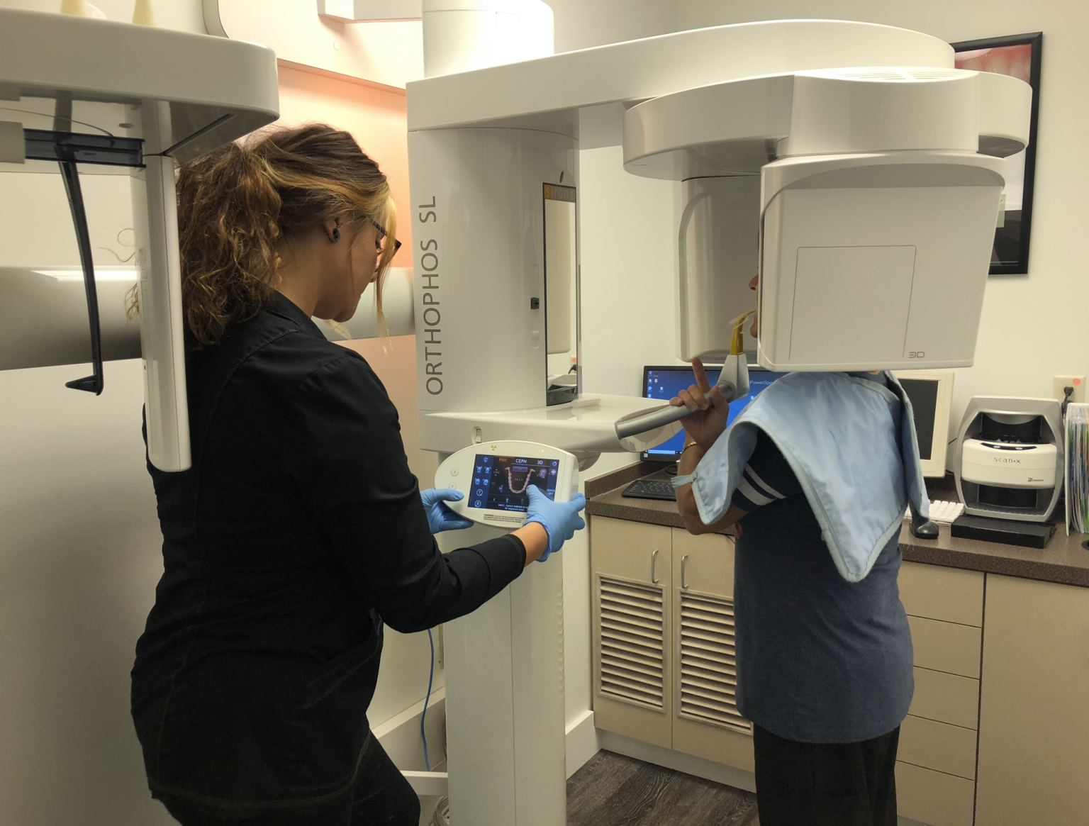 Total Tooth Replacement with Digital Dental Implants - Kevin Fryer, DDS